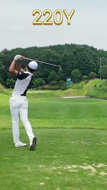 KPGA[윤상필]프로 아이언 티샷은 깔끔하고 폼나는 슬로우 모션#golf #골프스타 #골프대회 #골프 #골프스윙 - YouTube