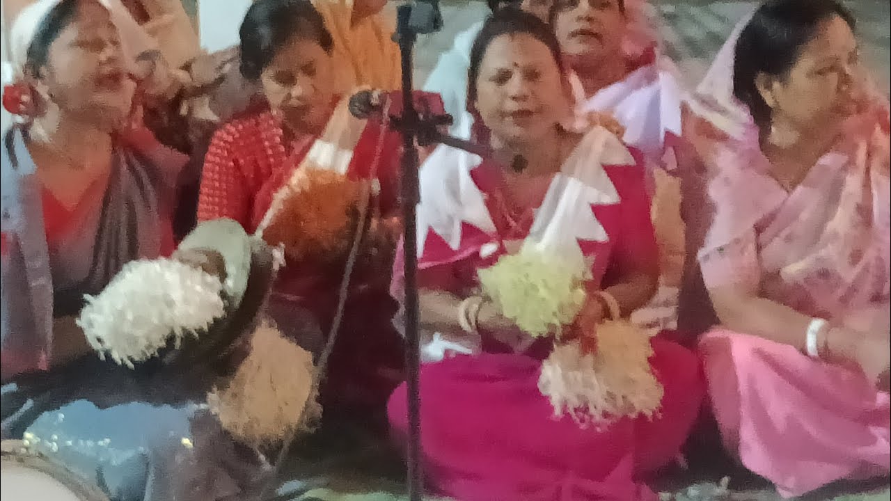 Mongola Aarti Bijoy krishna Mondir // Music World (KMW) is live// silchar - YouTube