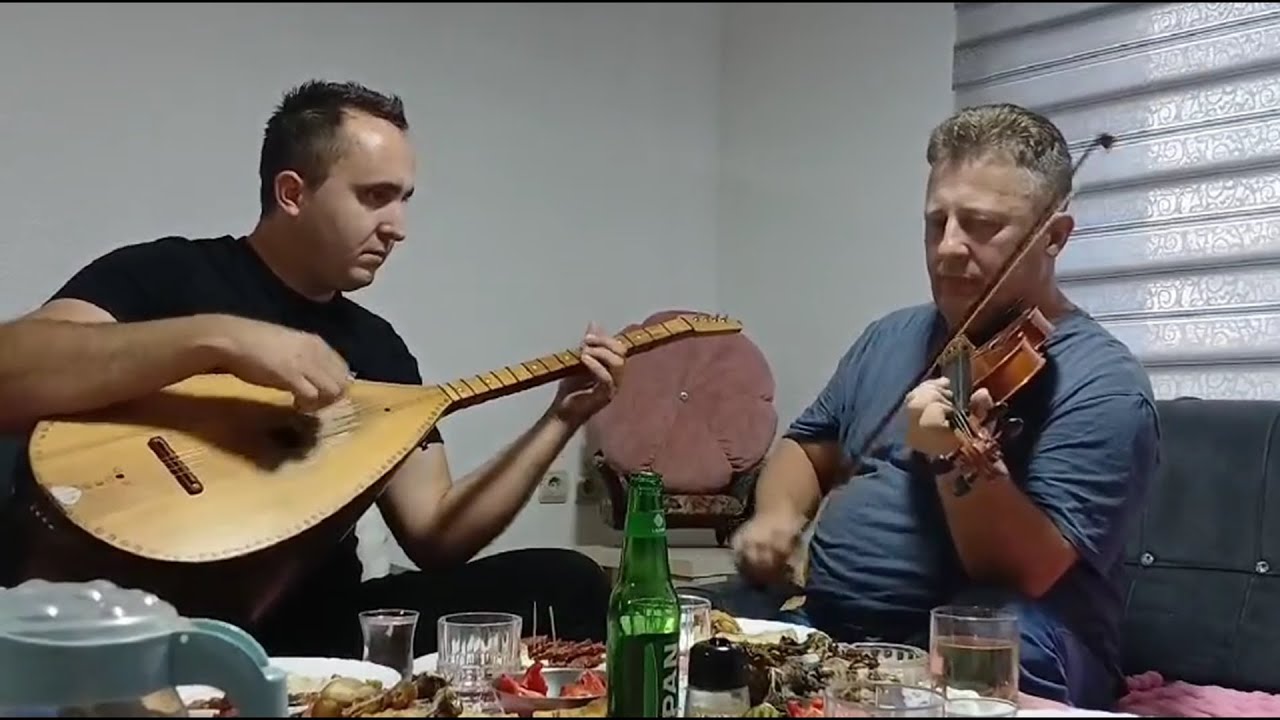 Edin Hodzic i Elvir Jagodic - Alaj ova baraba uziva [Uzivo] - YouTube