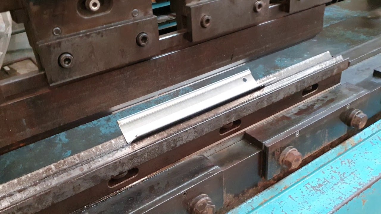 PROMECAM RG-205 Hydraulic Press Brake - YouTube