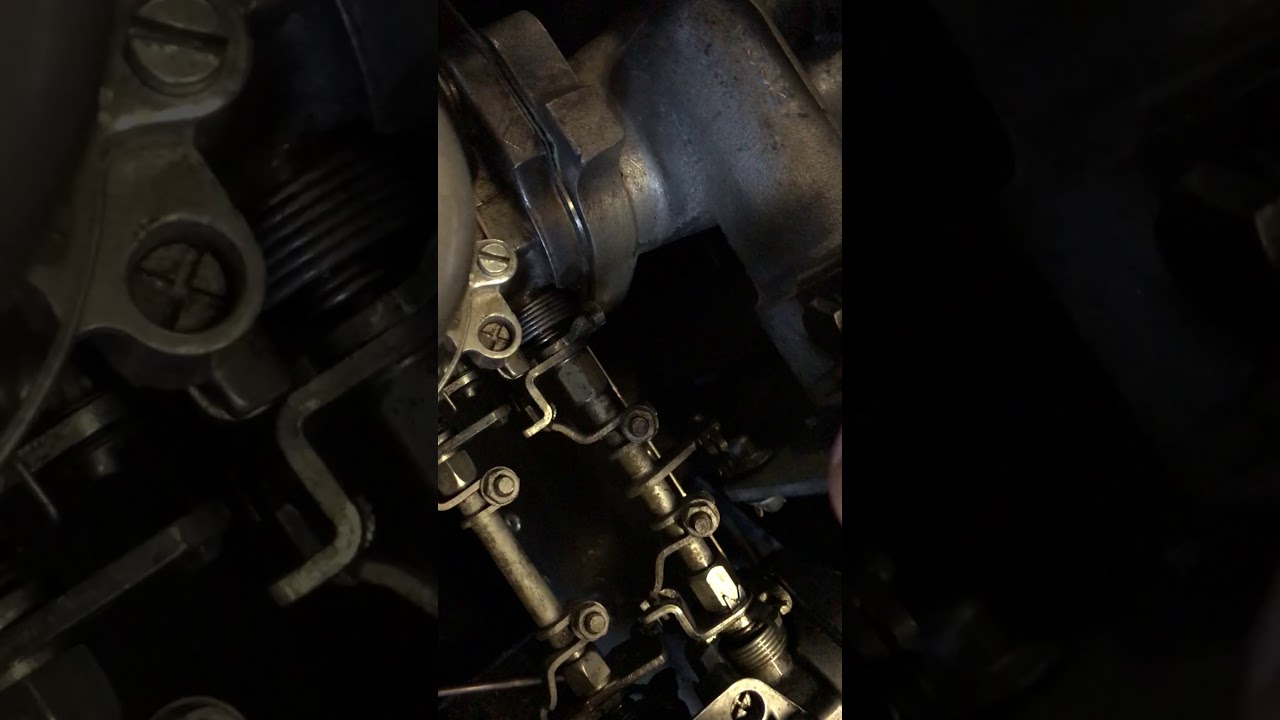 Spitfire 1500 Throttle linkage - YouTube