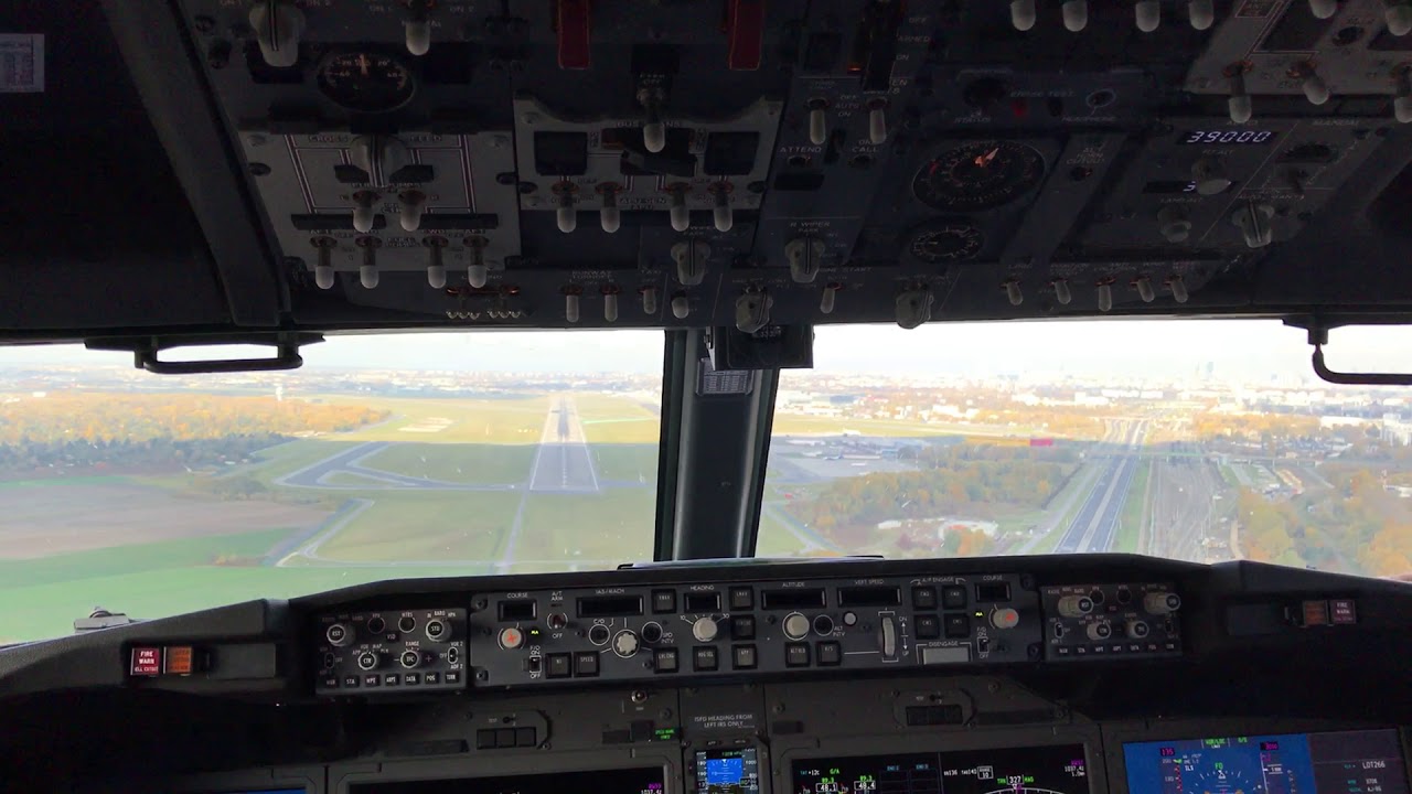 Boeing 737 MAX 8 Jump Seat - Flaps 40 !! - YouTube