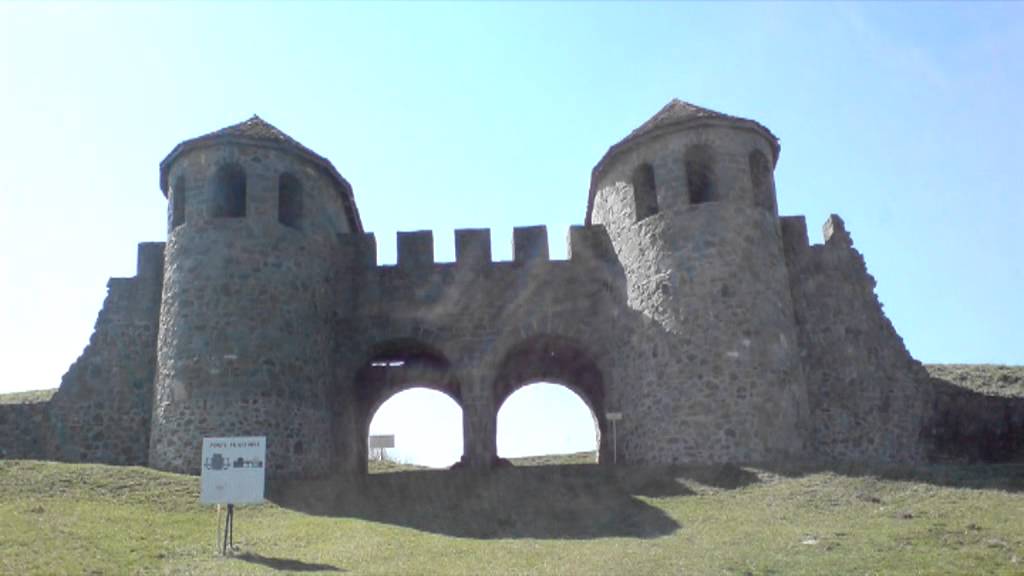 Castrul Roman Largiana de la Romanasi (jud. Salaj) - YouTube