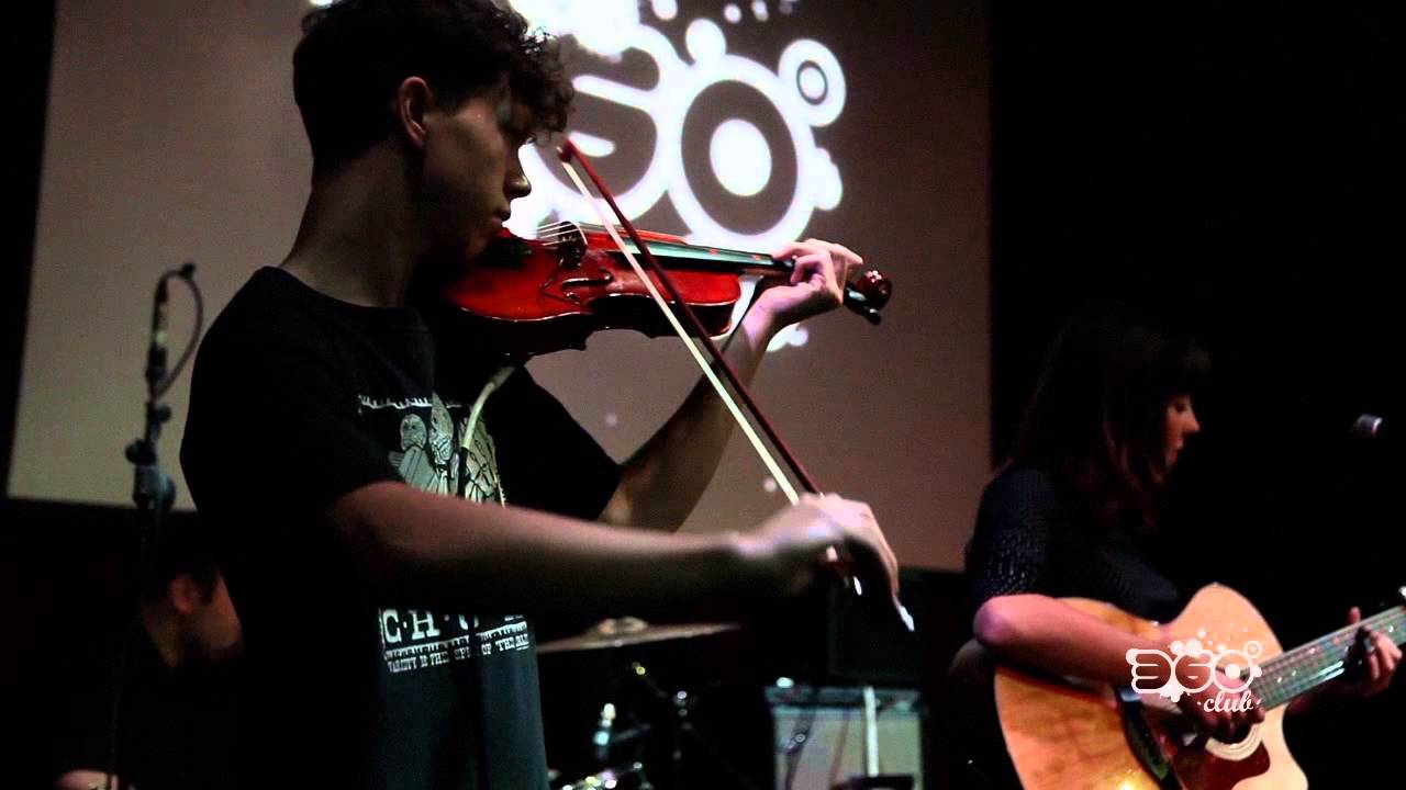 Jacobean Ruff - 'Closed' Live at 360 Club - YouTube