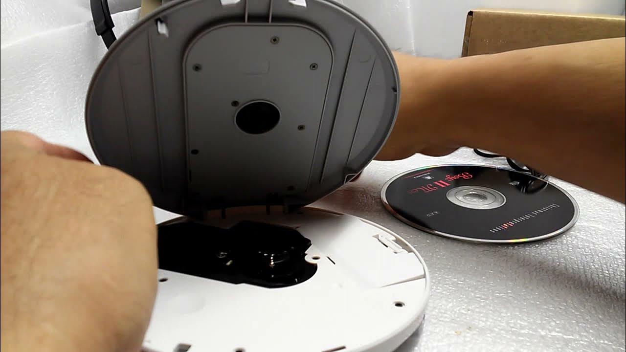 Sony D-NF340 CD Walkman - YouTube