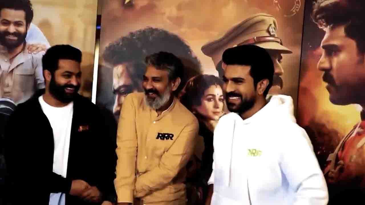 NTR and Rajamouli Happy Moments At RRR Movie Promotion In Mumbai | Ram ...