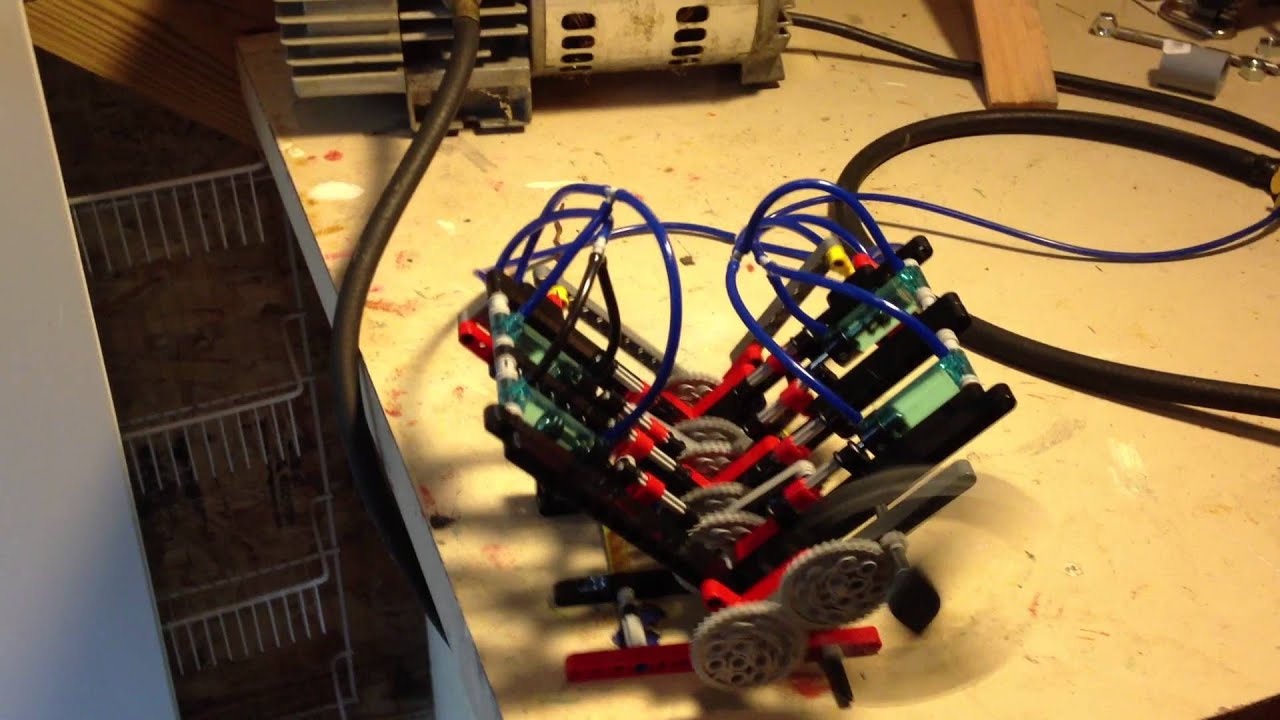 Lego 4-cylinder engine. - YouTube