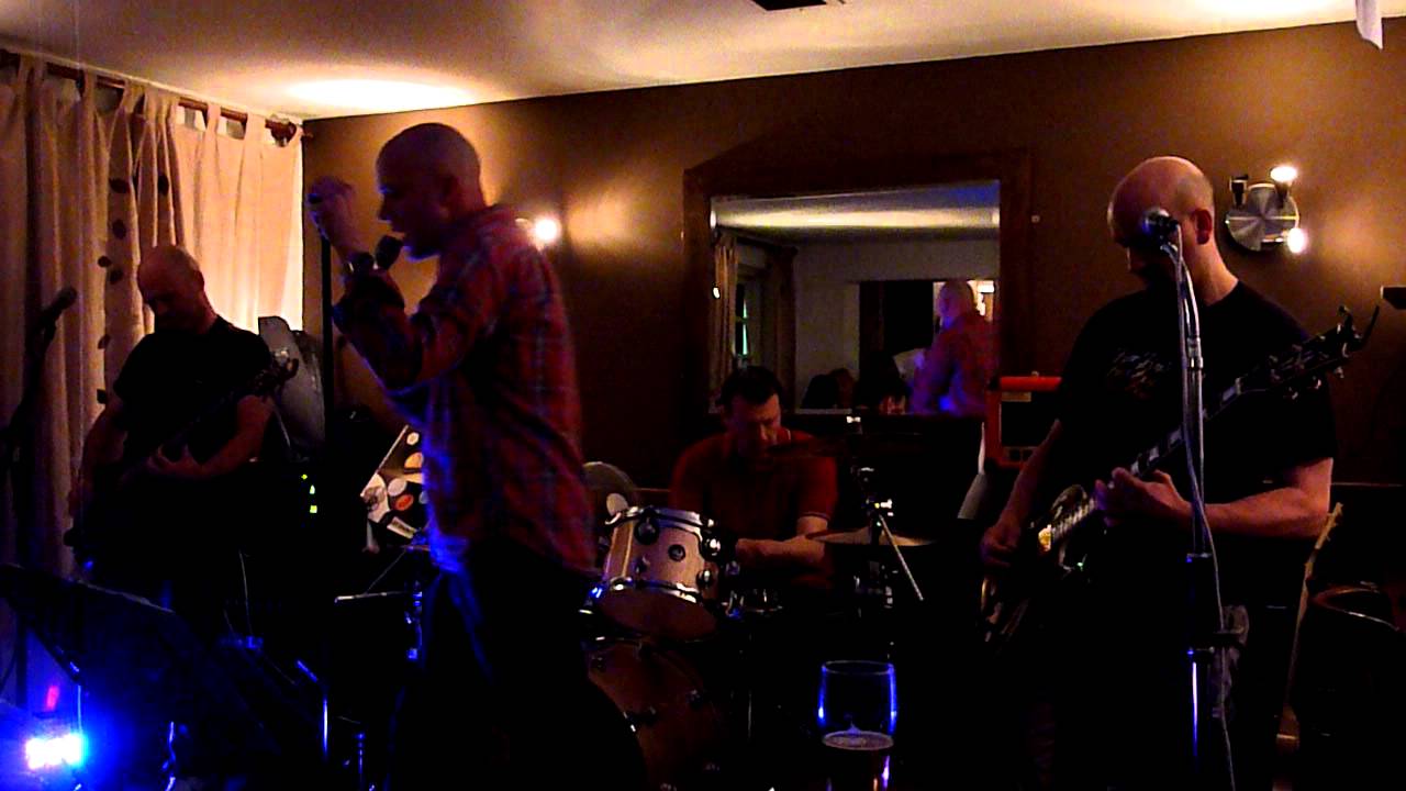 Subway Monkeys 01.MOV - YouTube