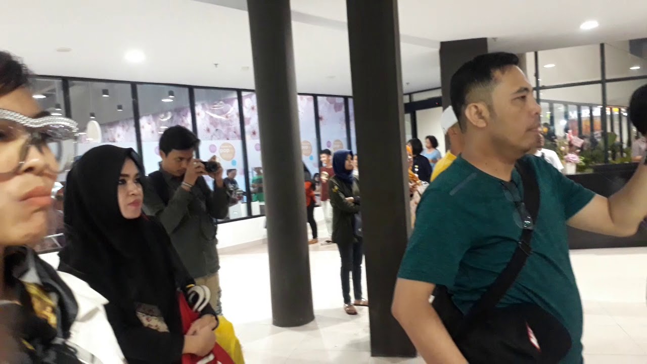 Rafi n'Friends; The Final Countdown - YouTube