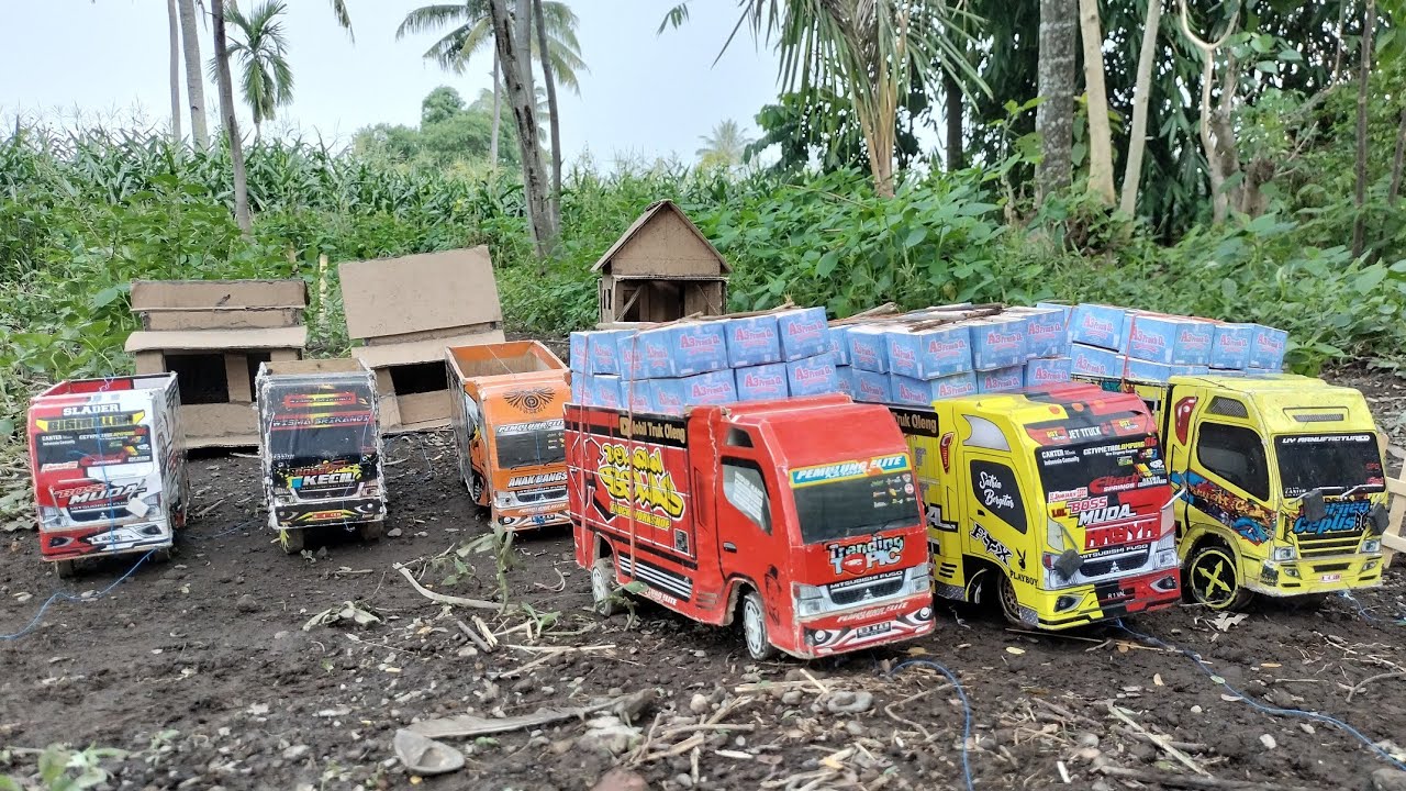 MOBIL MINIATUR MAINAN KIRIM MUATAN TIGA RIBU KARDUS AIR MINERAL ...