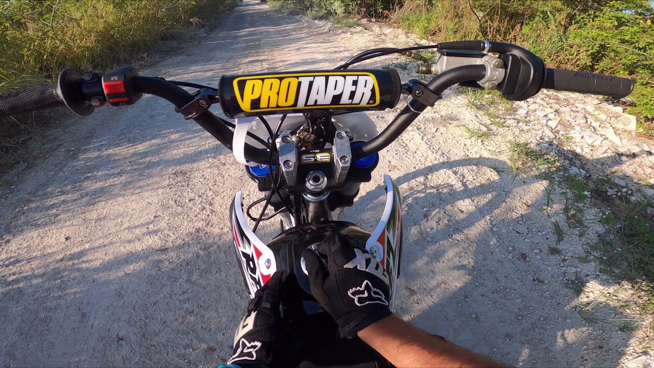 Apollo RFZ Z20 MAX 125cc - YouTube