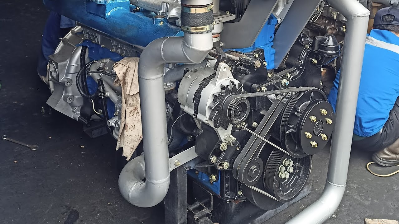 Diesel engine . nisan pf6 turbo - YouTube