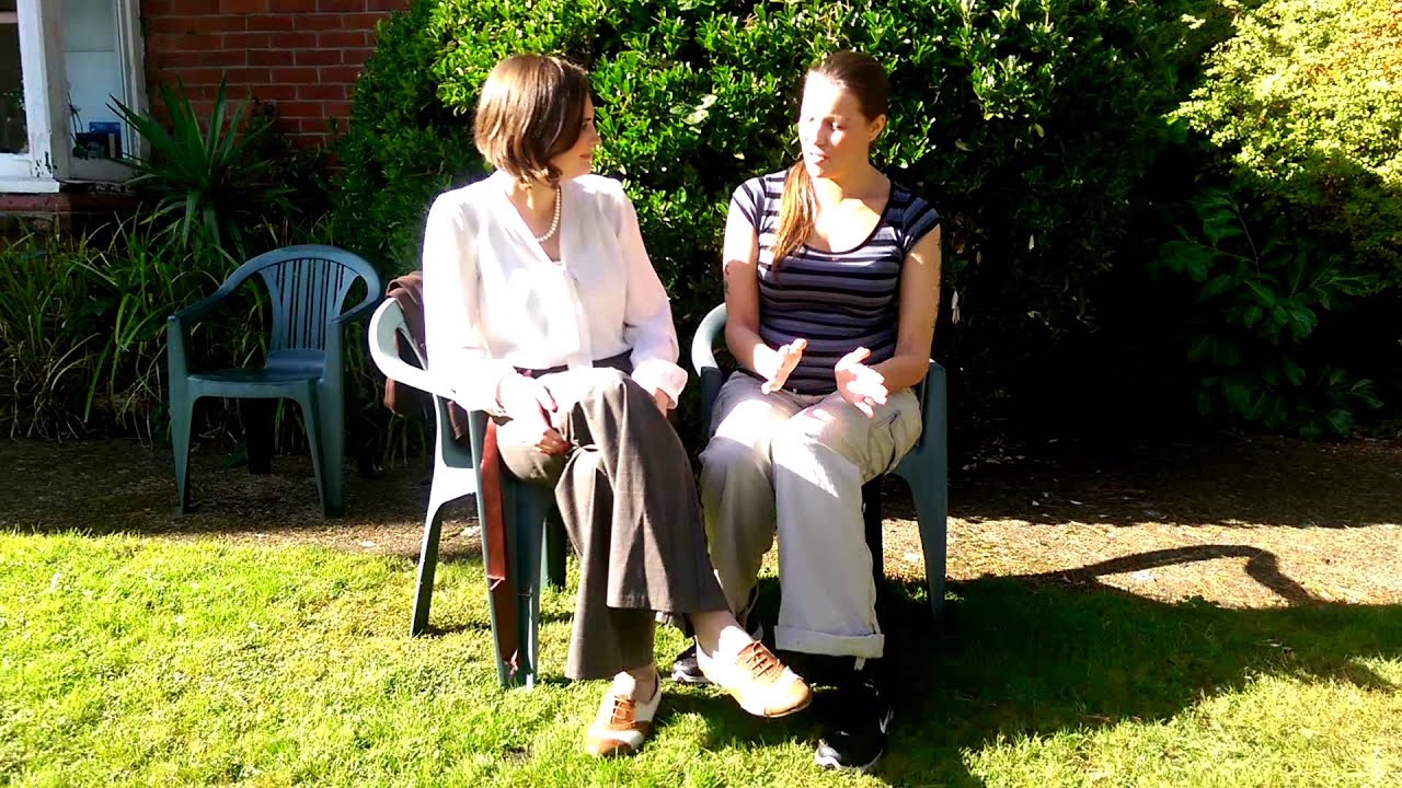 Meet Ex ICOM Acupuncture Students Amy & Clare - YouTube