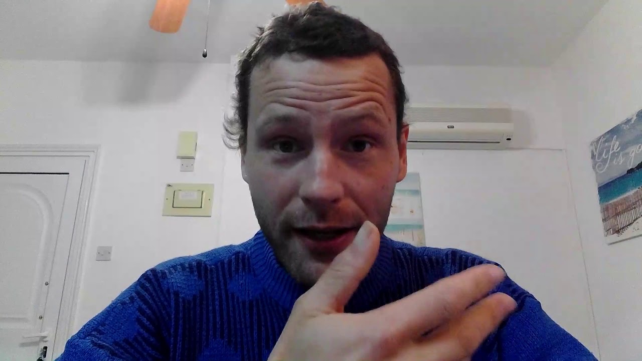 Andrew Kinnear Onlingo English tutor - YouTube