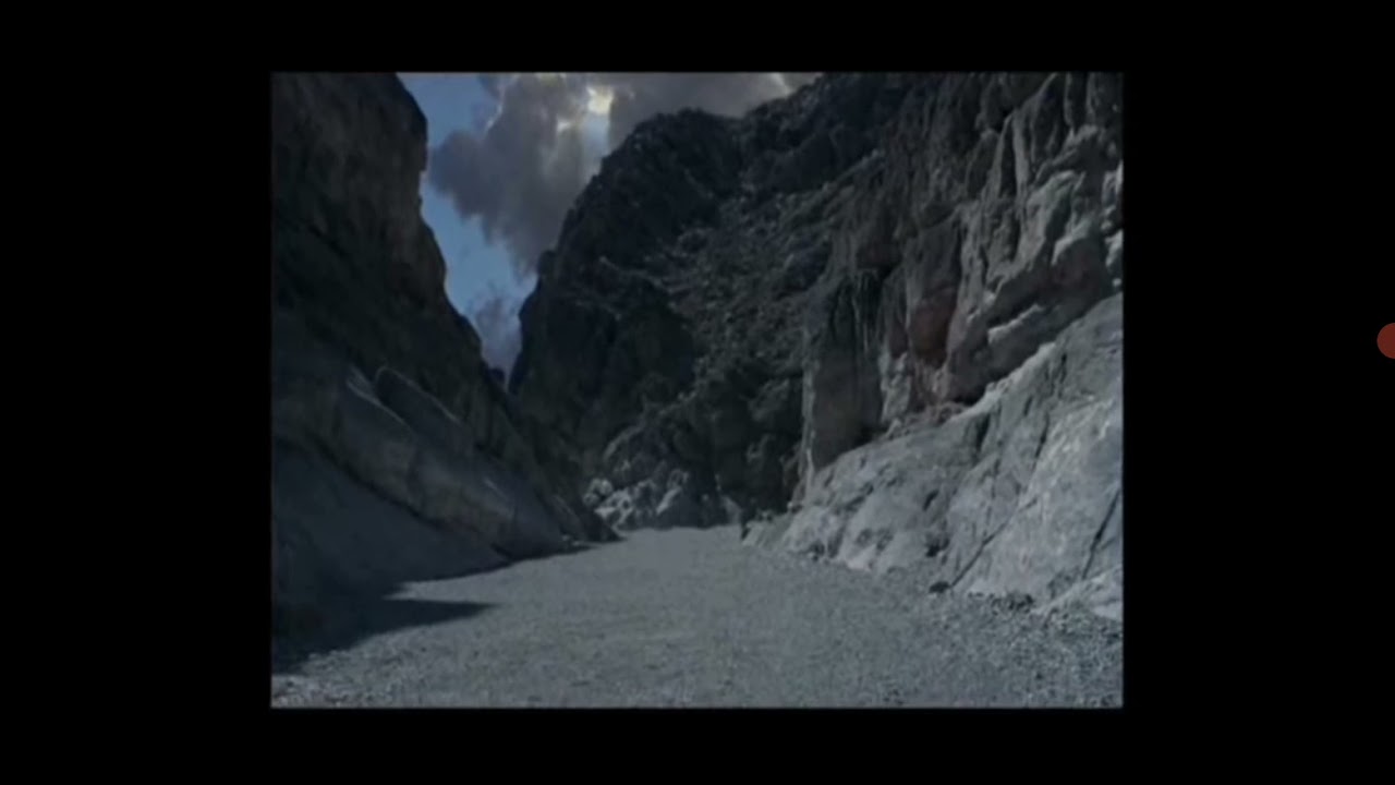 CARNOTAURUS ATTACK (DINOSAUR-2000) - YouTube