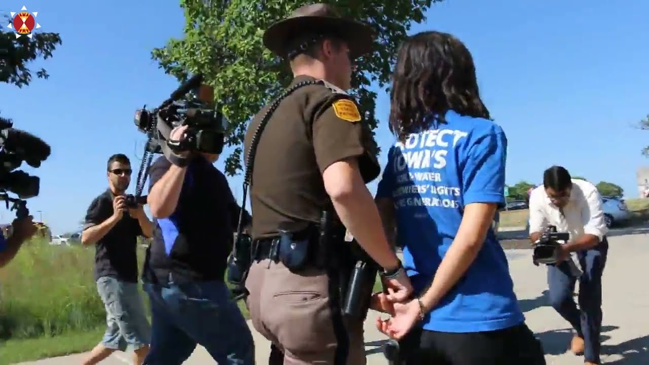Ruby Montoya: DAPL charges and justice for the next generation - YouTube