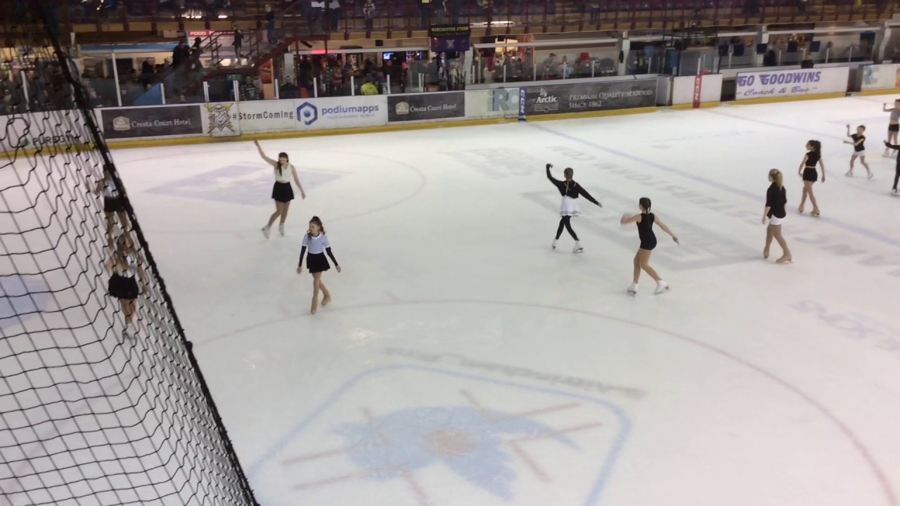 Show & Skate performance - YouTube