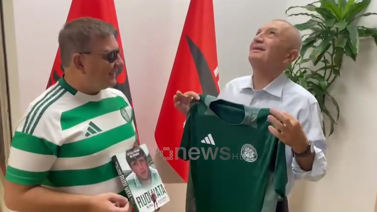 Meta vizitohet në Tiranë nga tifozi i Celtic, merr dhuratë fanellën e ...