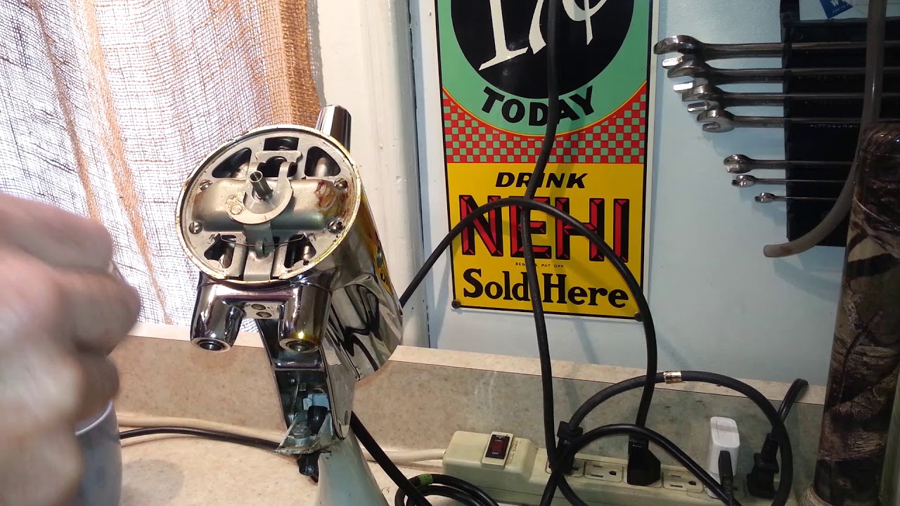 Chrome Sunbeam Mixmaster Model 12 service and maintenance - YouTube