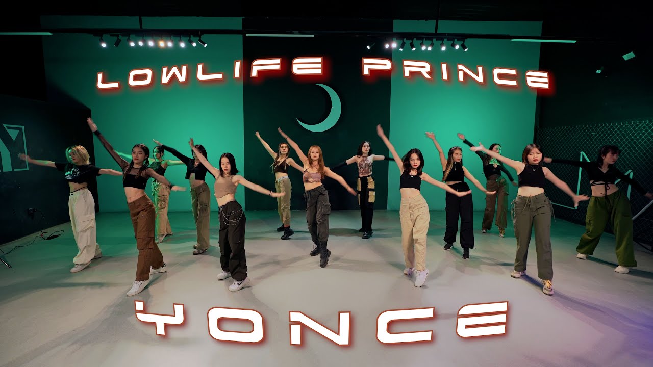 YONCÉ REMIX DANCE | Douyin | TIEU VY CLASS - YouTube