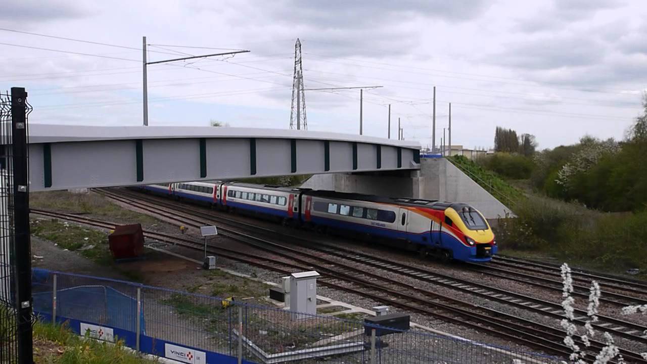 Tram testing and rail observations - YouTube