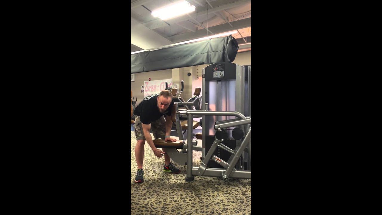 Row/rear deltoid machine #12 - YouTube