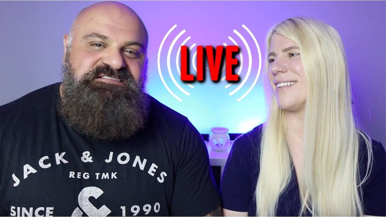 One Day 'Til Kick-Off! WSM Chat Live with Loz and Liz - YouTube