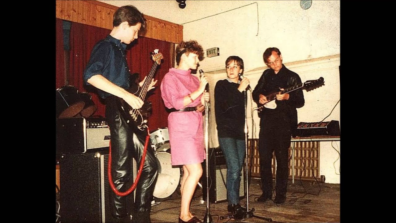 You Excite Me Baby - the Terraplanes (Animals & Men) 1982 - YouTube