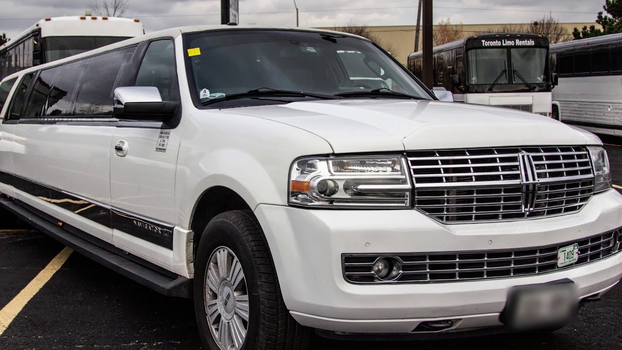 Lincoln Navigator Limo - YouTube