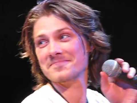 Sarah, Tonya & Hanson - a song to sing - YouTube