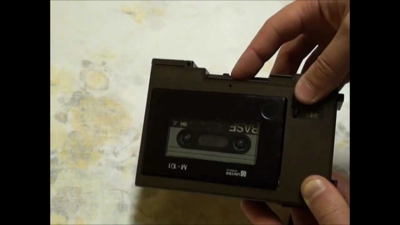 miniaturowy magnetofon kasetowy UNITRA MAGMOR M-101 - YouTube