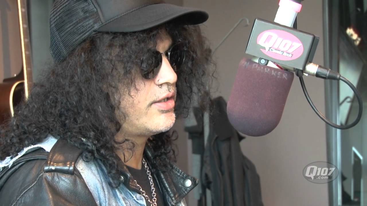 Slash with John Derringer - YouTube