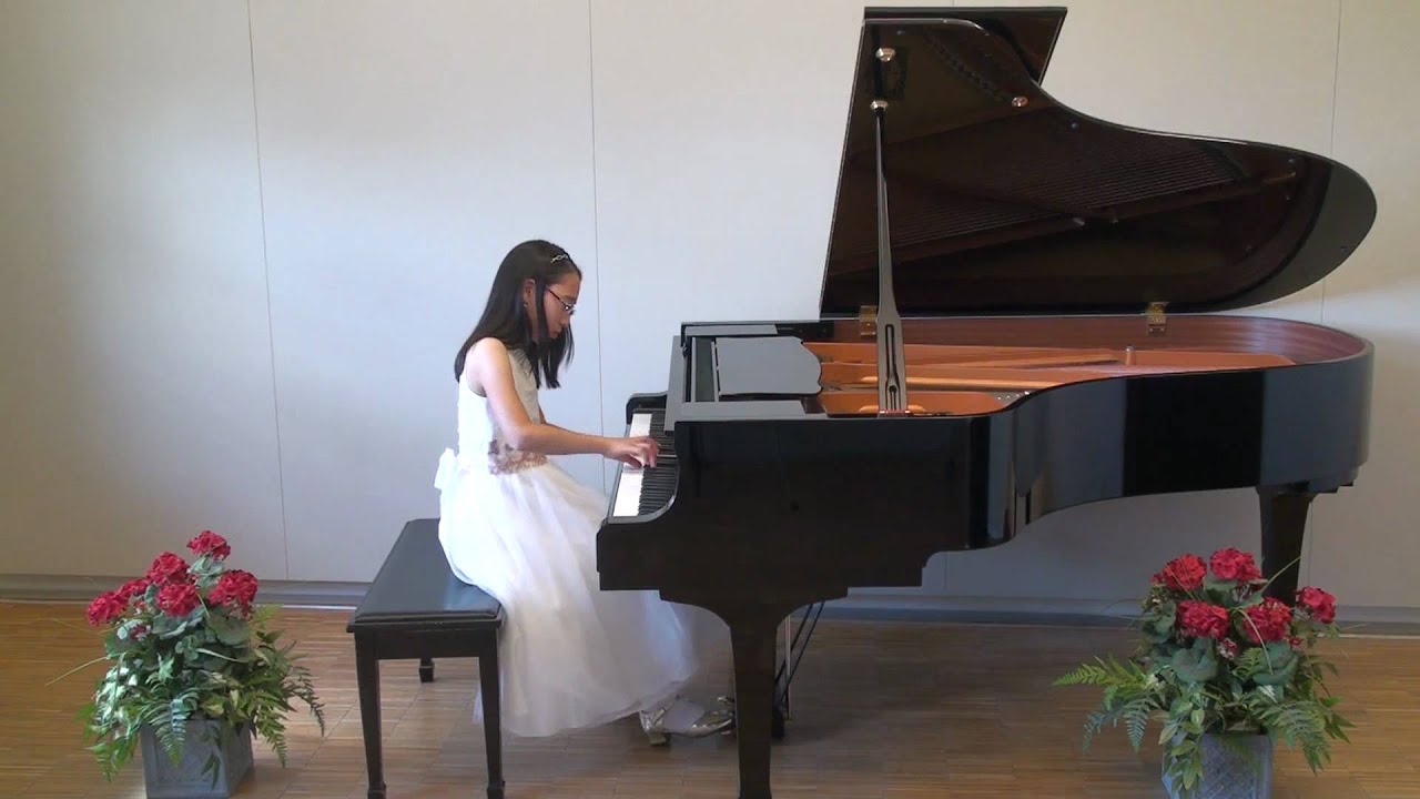 Beethoven Sonata No.1 in F minor ( 3rd mvt.) op.2 no.1 played by Hannah ...