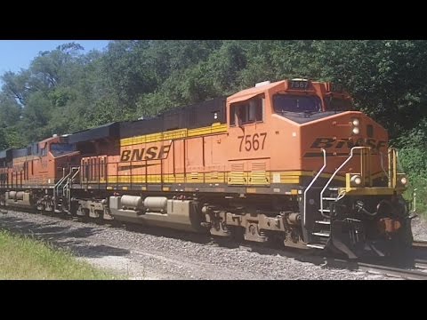 BNSF 7567 w/ SD70MAC Leads Freight, Colona, IL - YouTube