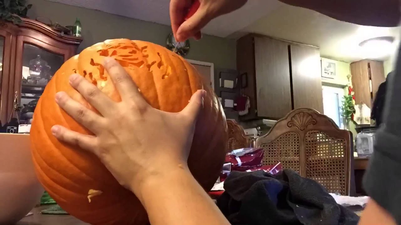 The Exorcist Pumpkin - YouTube
