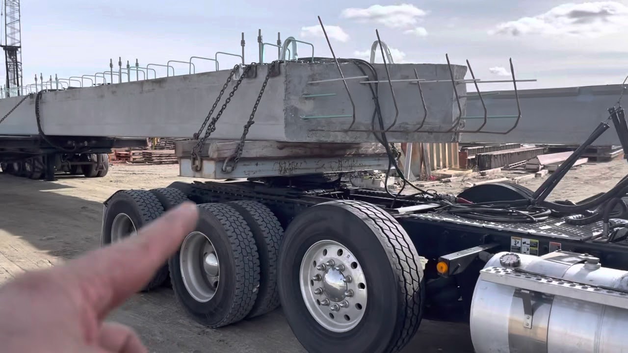 Heavy haul “bolster load” super easy loads - YouTube