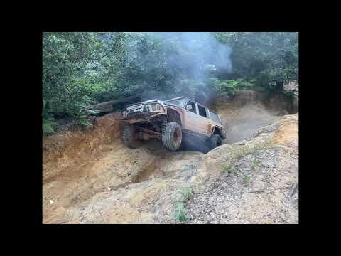 Nissan gq patrol rb30 turbo goes dirty. rb30et - YouTube