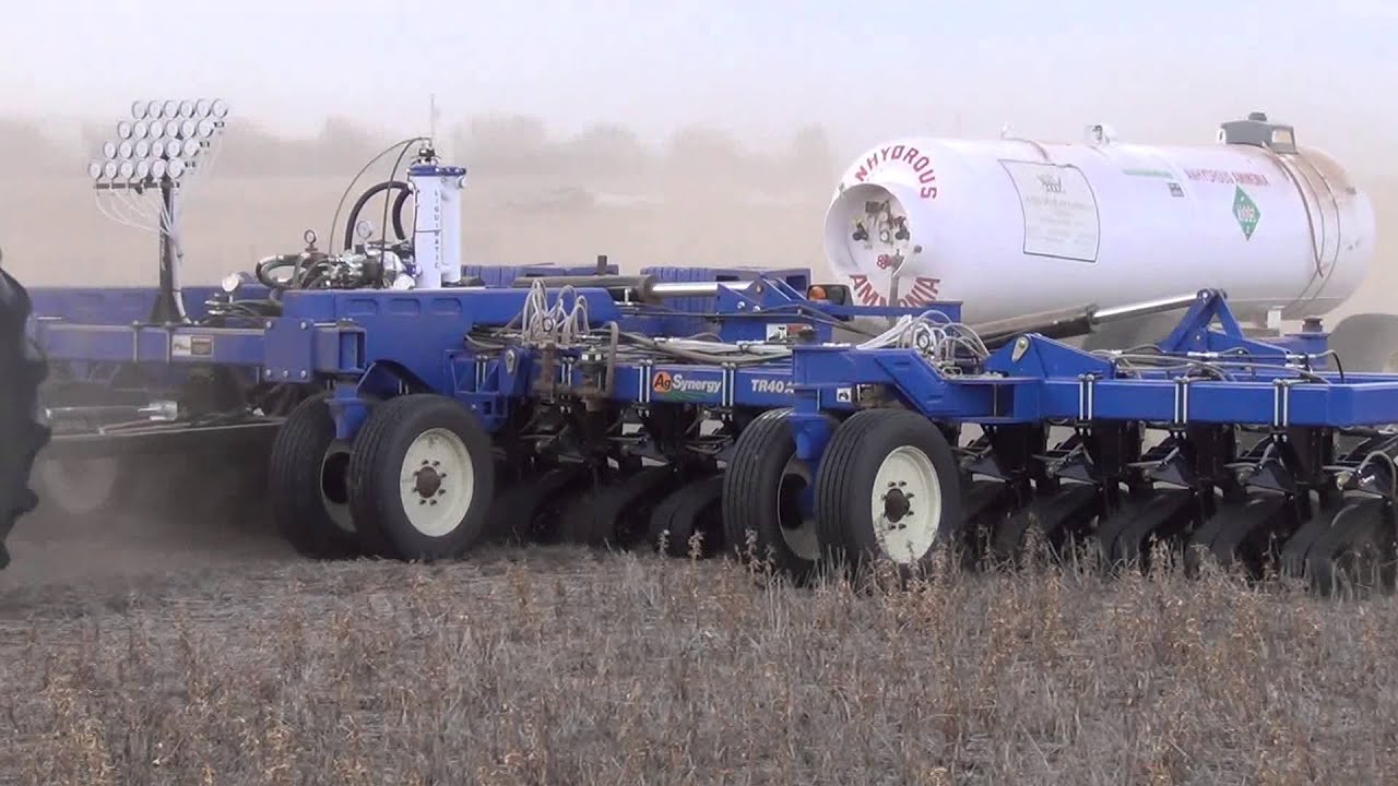 AgSynergy TR40A 24 Rows on 20" Centers - YouTube