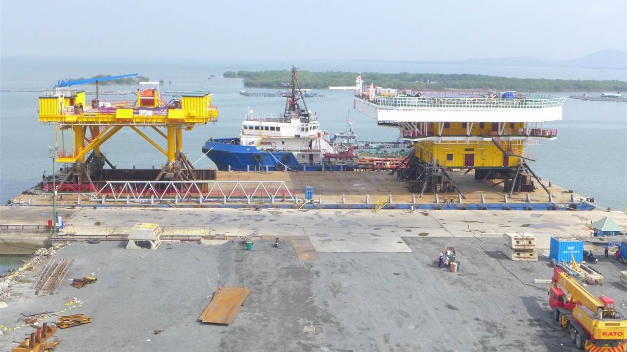 Sample offshore utility jacket & topside (2016) - YouTube