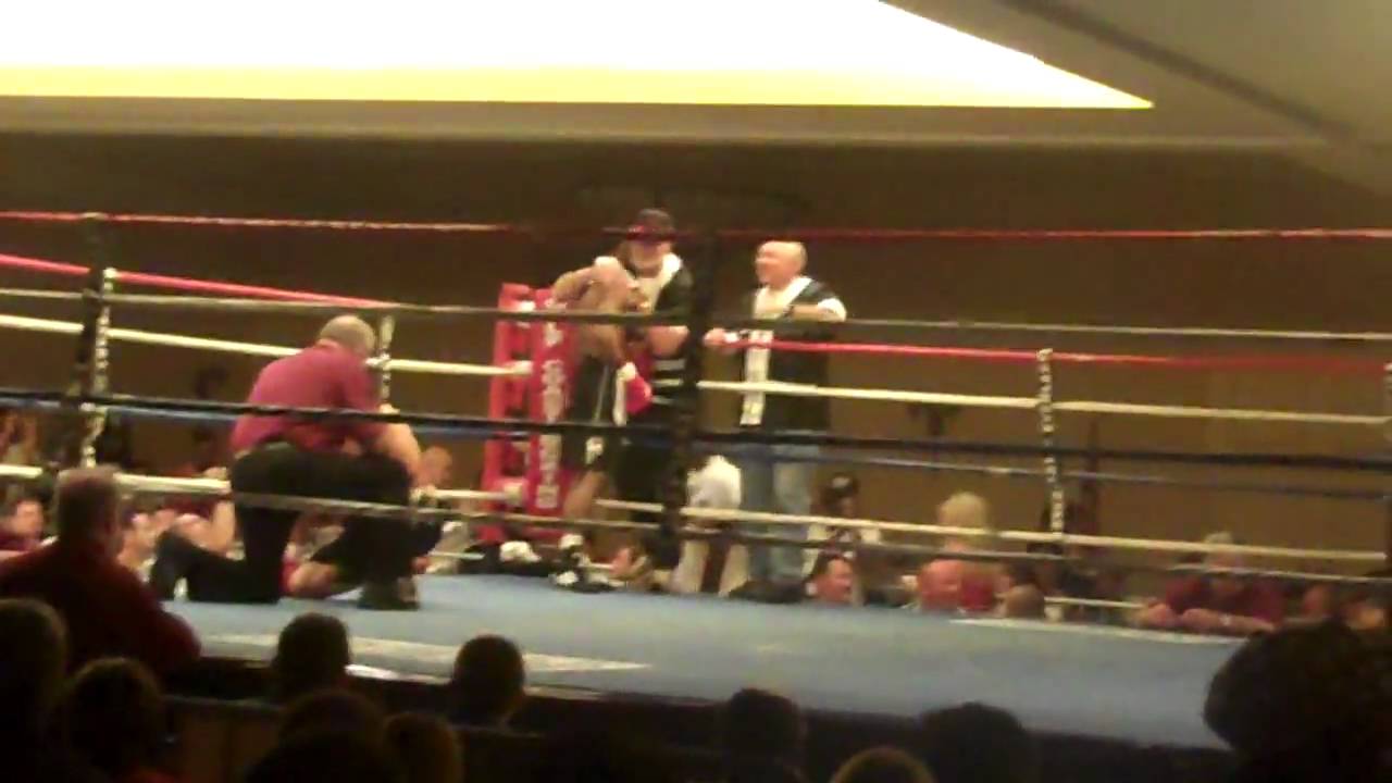 boxing, wit lafayettes champ brad solomon - YouTube