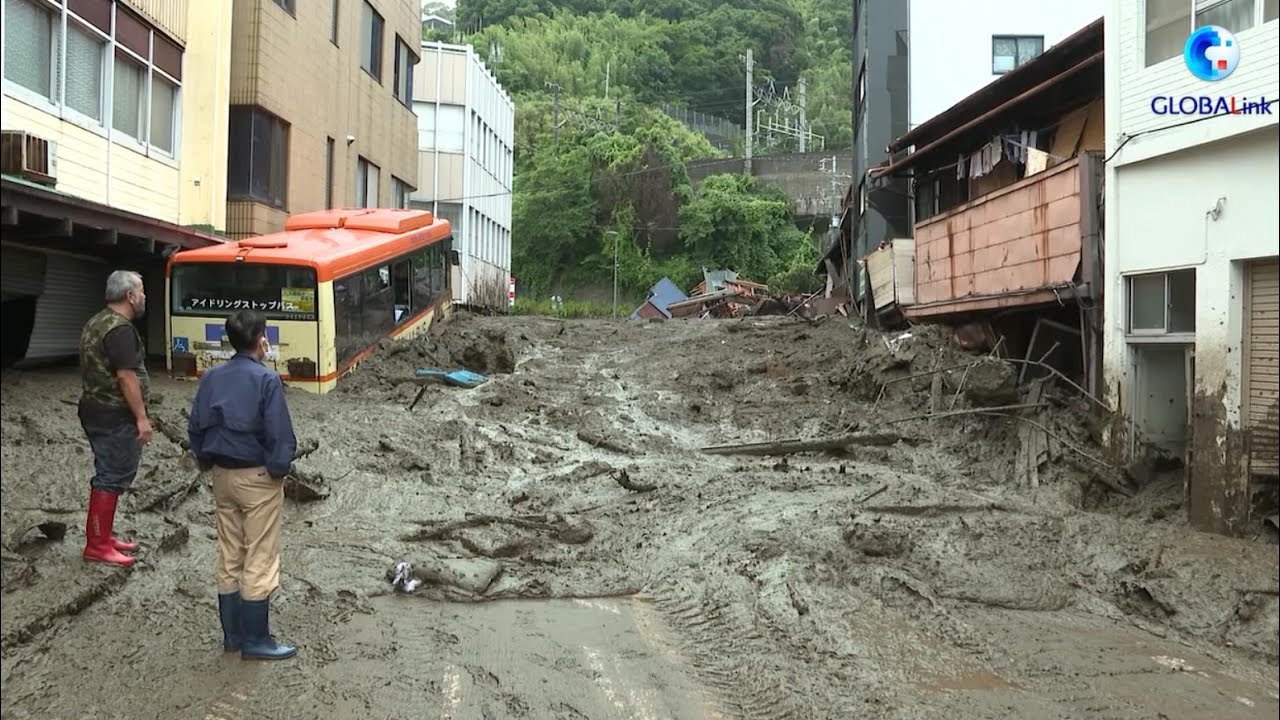 GLOBALink | Japan mudslide aftermath: an on-site look - YouTube