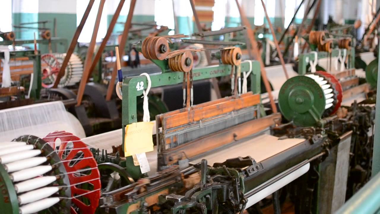 Looms Running at Boott Cotton Mills, Lowell, MA - YouTube