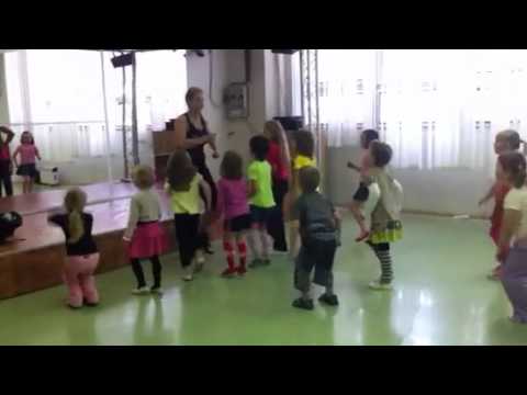 Zumbatomic lil starz - Follow the Leader - YouTube