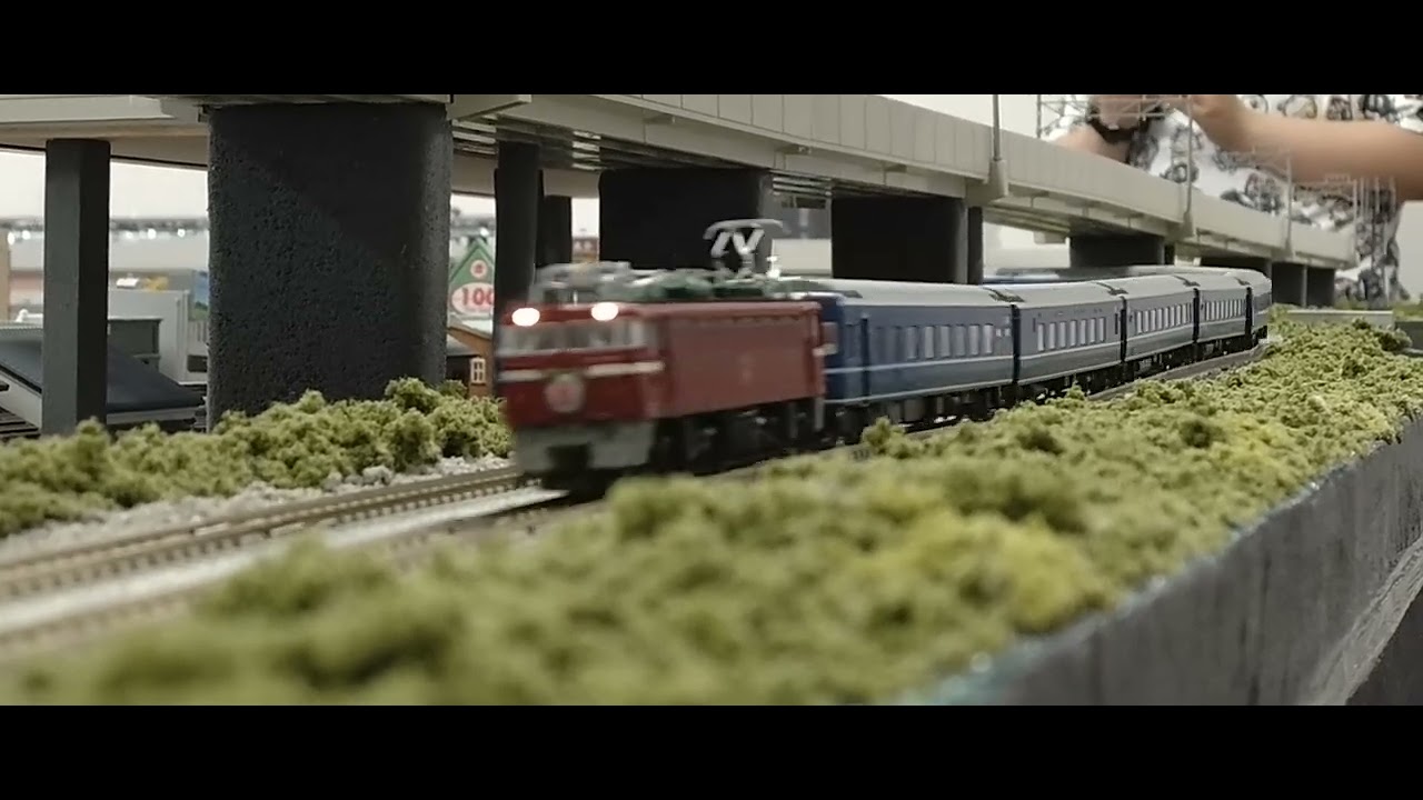 ED73-1000牽引 14系寝台特急「さくら」(長崎編成) - YouTube