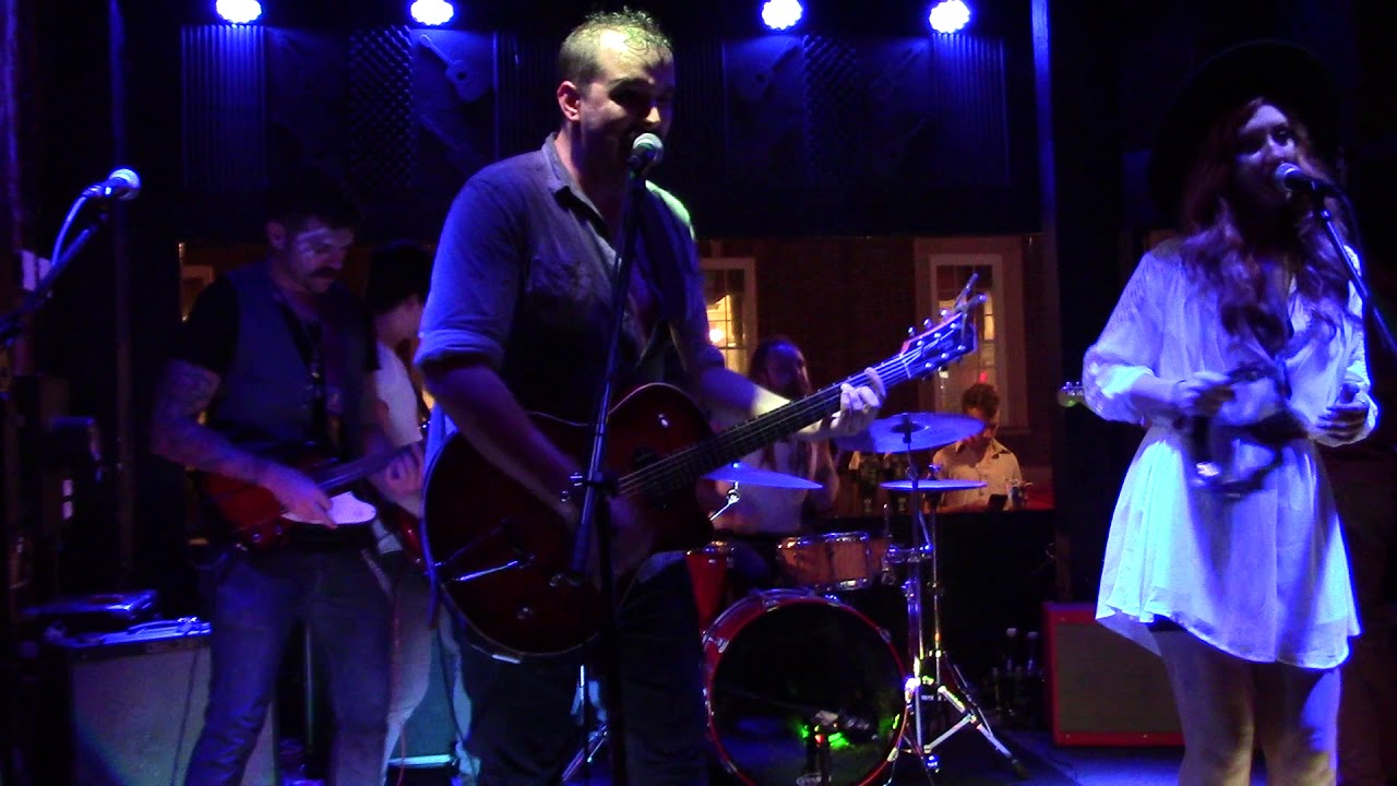 Underhill Family Orchestra ::Alabama band @ Lumpkin Street Station ...