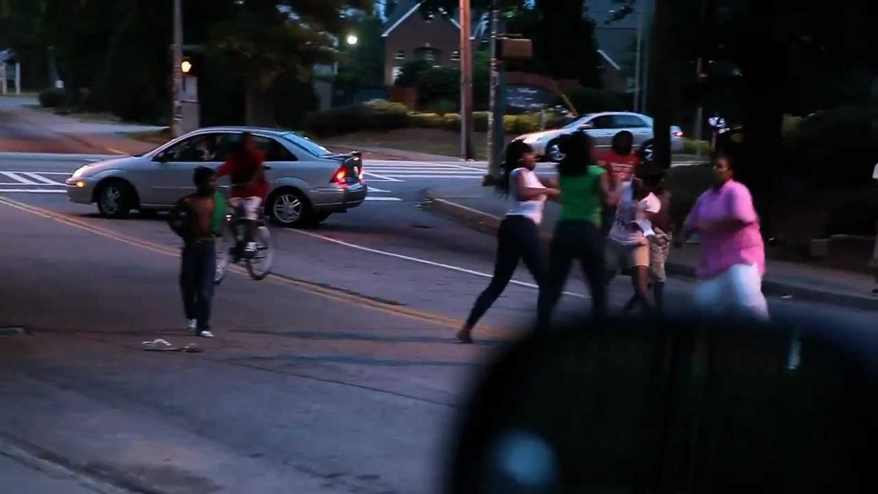 Lesbian Street Fight In ATL! - YouTube