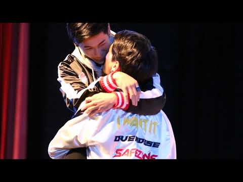 180121 Sotus S Fanmeeting in Manila - Krist & Singto Pocky Game