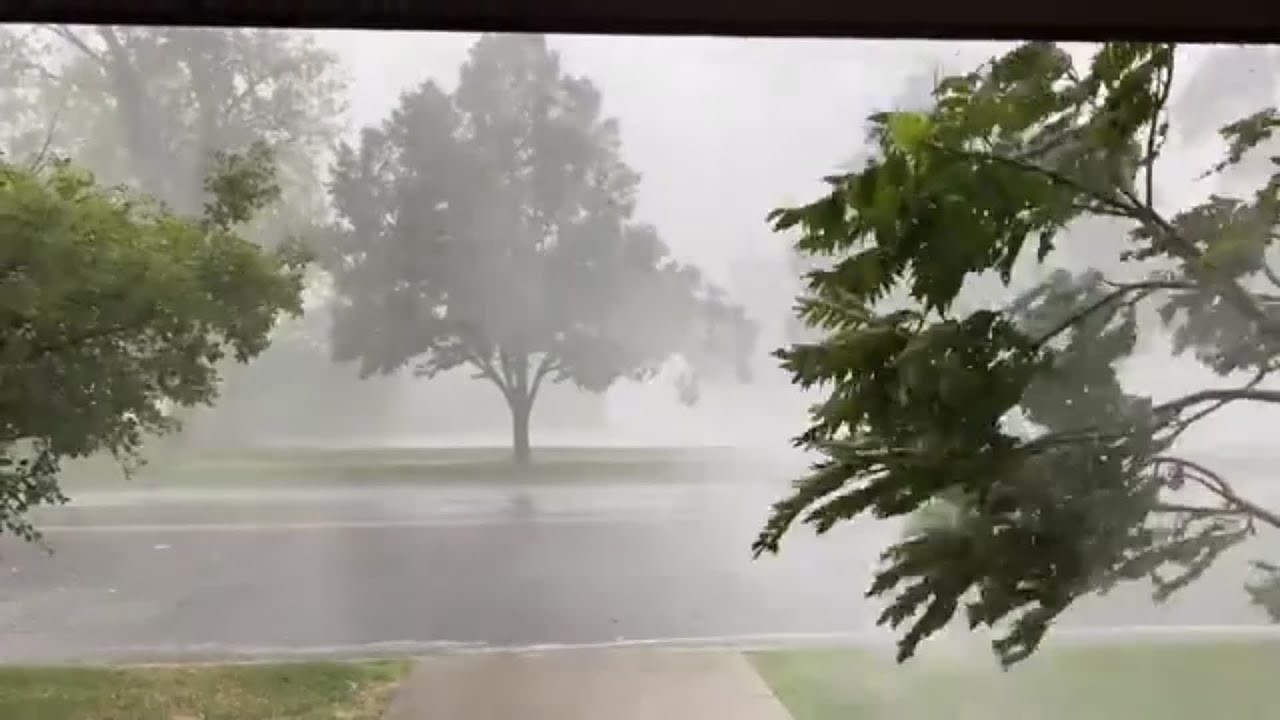 An August storm rips through Billings. - YouTube