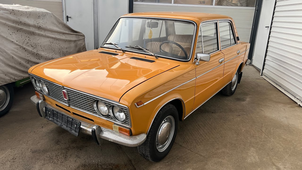 Lada VAZ 2103 1979 Лада ВАЗ 2103 - YouTube