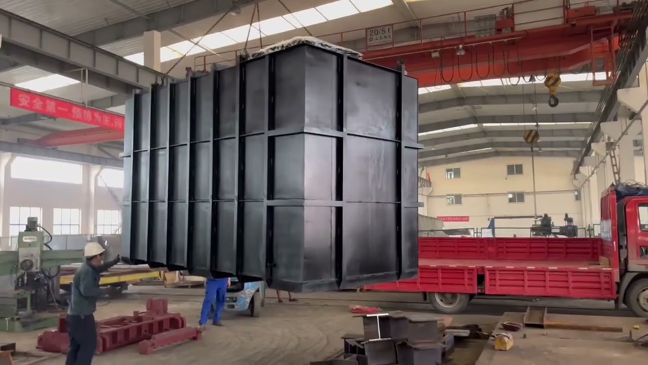 Underground bunker safe house - YouTube